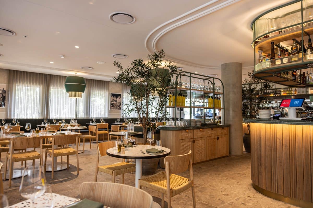 Ela Ela - The Bristol - Greek Restaurant in Sydney